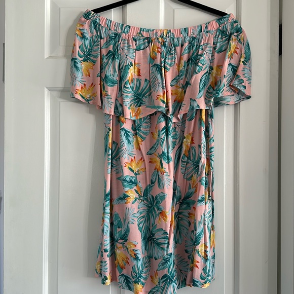 Forever 21 | Dresses | Forever 2 Off The Shoulder Palm Tree Dress ...